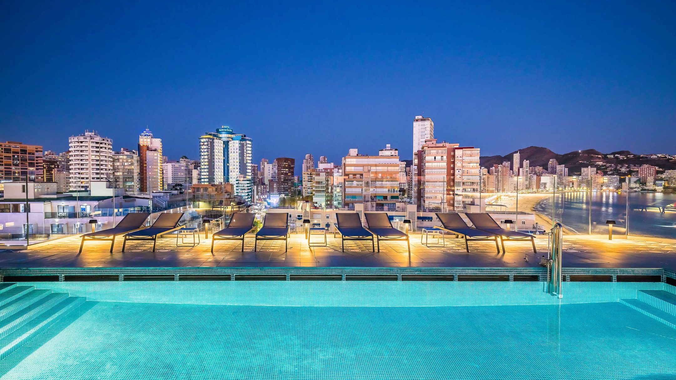 Barceló Benidorm Beach - Adults Recommended a partir de R$ 540 (R̶$̶ ...