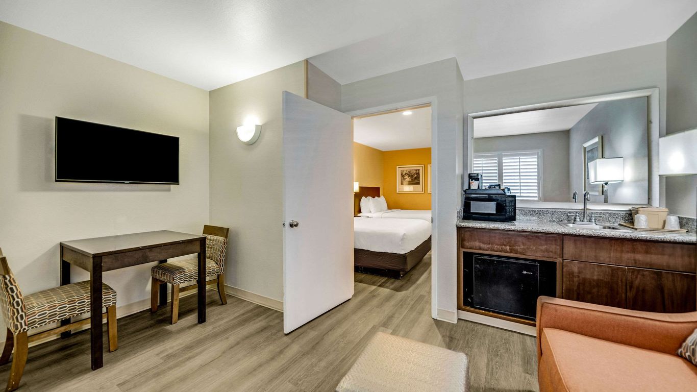 Comfort Inn Beach/Boardwalk Area a partir de R$ 595 (R̶$̶ ̶1̶.̶5̶7̶0̶ ...